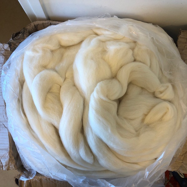 4.4 Lb on Sale Wool Roving, Roll Un-dyed White Wool Top Fiber Spinning ...