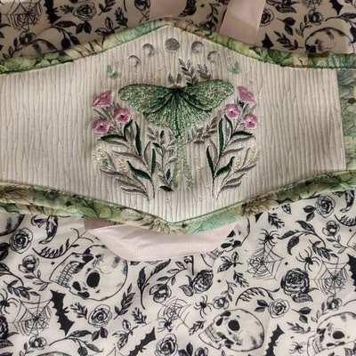 Cottagecore Bee Corset Belt - Etsy