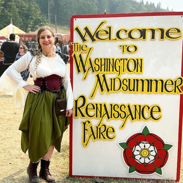 Renaissance Women's Cosplay 3-piece Burgundy Cincher Costume Medieval ...