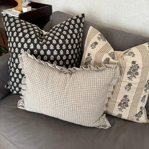 SOFA PILLOW COMBO Set of Five Designer Pillow Covers, Neutral Pillow ...