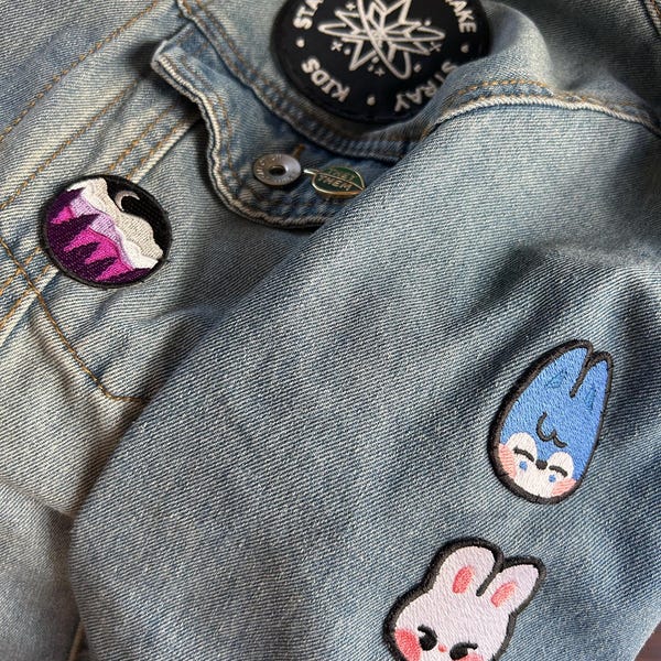 Dwaekki Holographic Stickers. Skzoo Star Holo Stickers for Laptop ...