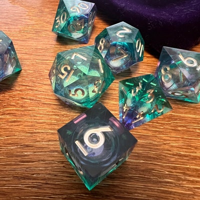 Beholder's Eye Liquid Core Dnd Dice Set for Role Playing Games , Dragon ...