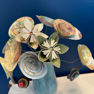 Paper Map Flowers Made From a Vintage Atlas Medium-size - Etsy