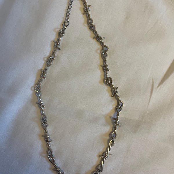 Razor Blade Silver Necklace & Pendent Emo Goth Cool Fashion Rock Tattoo ...