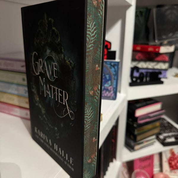ACOTAR Box Set With Sprayed Edges PREORDER | Sarah J Maas | A Court of ...
