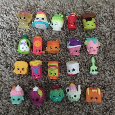 Fluffy Baby Fuzzy SHOPKINS season 2 special Editionyou - Etsy