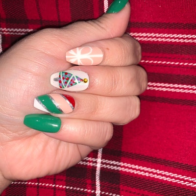 Peppa Pig and Family Nails Custom Illustration Foil Accent - Etsy