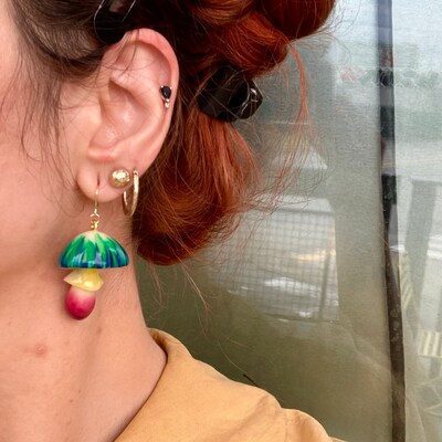 Glow in the Dark Tropical Sunset Vibe Caps 14k Gold Hooks Mushroom ...