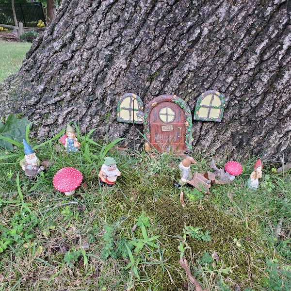 Tree Faces Tree Hugger Yard Art Garden Decoration unique Glow in the ...