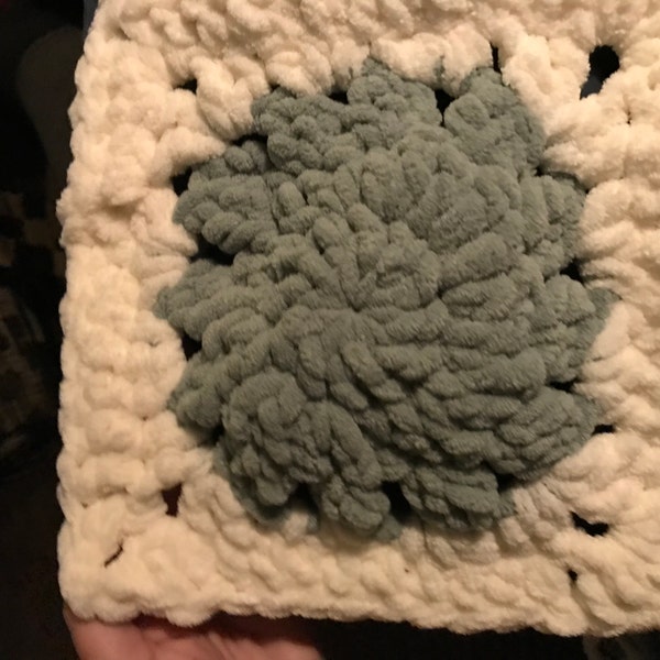 Granny Square Blanket | Winter Blossom Crochet Pattern | Video Tutorial ...