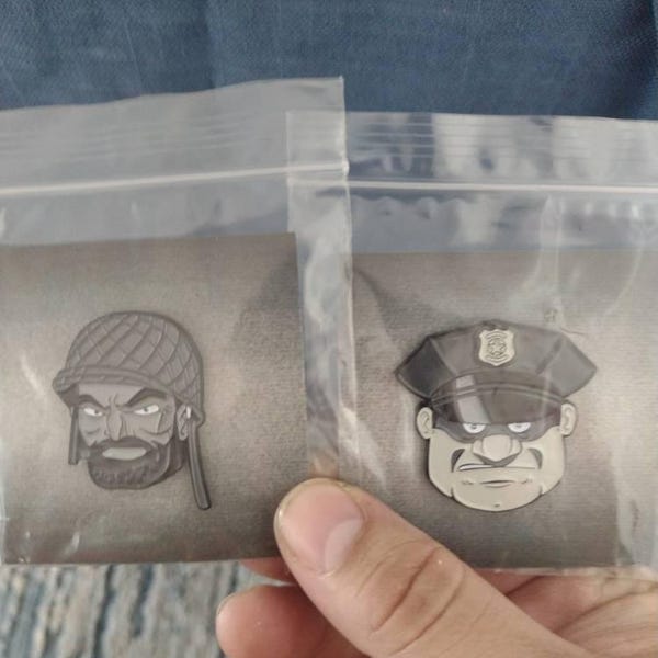 Fallout Enamel Pins - Fallout 2 3 4 New Vegas Shelter 76 - the Topps ...