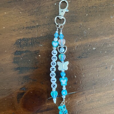 Custom KEYCHAIN / K-pop - Etsy