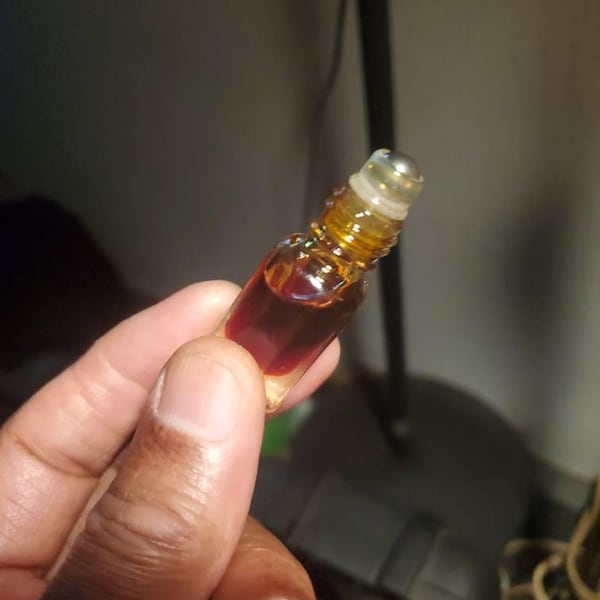 Oud Discovery Set- Malaysia, Cambodia, India, Burma, Borneo Oud Oil ...