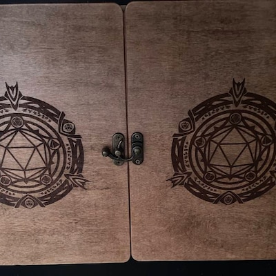 Personalized Engraved Wood Dungeon Master Screen With Custom Side ...