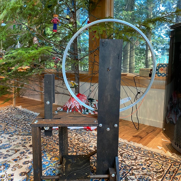 Thrifty Fox Spinning Wheel - DIGITAL PDF PLANS - Etsy Thrifty Fox Spinning Wheel - DIGITAL PDF PLANS - Etsy