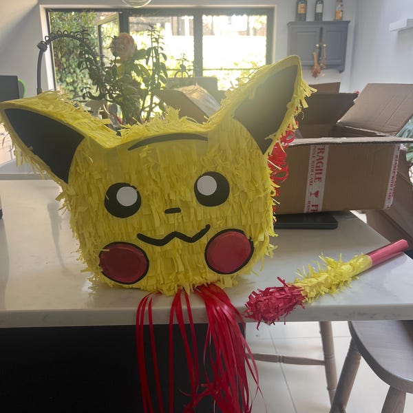 Bluey Piñata & Wooden Piñata Stick - Etsy UK