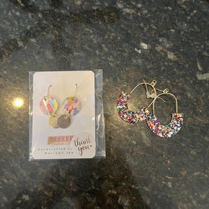 Boho Daisy Scalloped Hinge Earrings With Wooden Arch Spring - Etsy