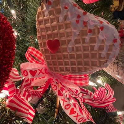 Faux Christmas Milkshake,fake Holiday Milkshake, Tiered Tray Decor ...