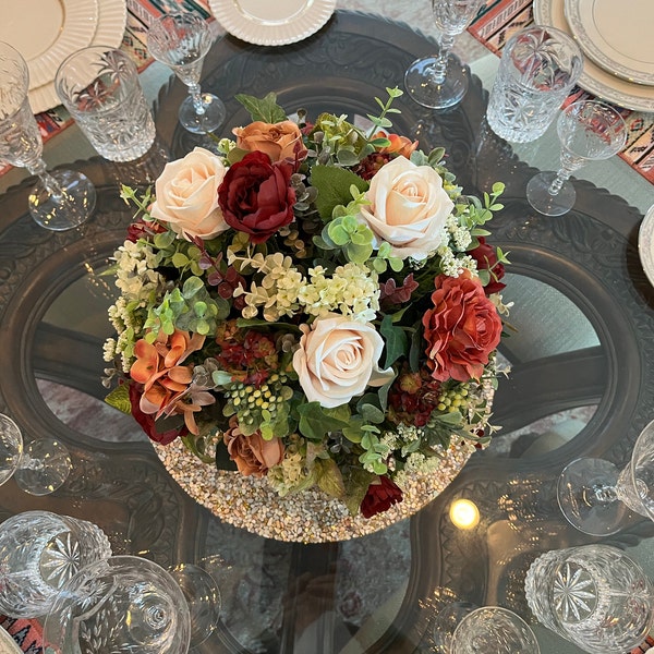 Elegant Dining Table Centerpiece, Round Table Top Floral Arrangement ...