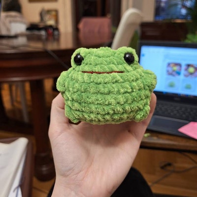 Ted the Thick Toad, Free NO-SEW Crochet Amigurumi PDF Pattern, Small ...