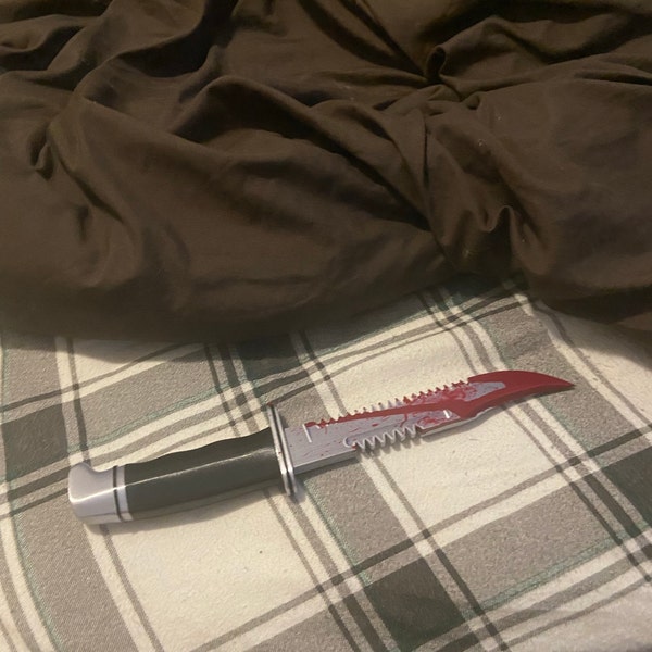 Saw Toothed Buck 120 Hunting Knife *PROP* (etsy, This is NOT RE@L, It ...