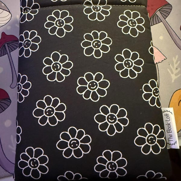 Kindle Paperwhite Sleeve Padded Friends Kindle Sleeve - Etsy