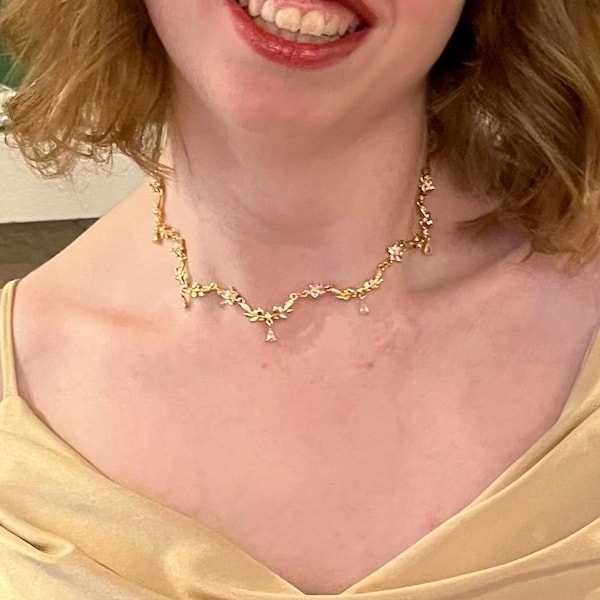 Elegant White Bridal Choker Necklace, Clear Crystal Flower Choker ...