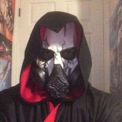 THE DOCTOR resin Full-face Skull Gas Mask - Etsy