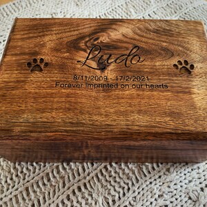 Personalised Small Heart Mango Wood Trinket/Keepsake Box | Etsy