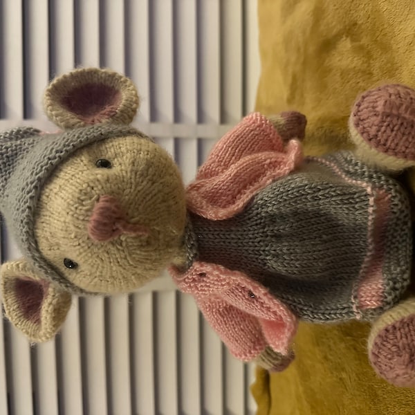 Doll Clothes Knitting Pattern for a Mouse - Christmas Mouse - Toy ...