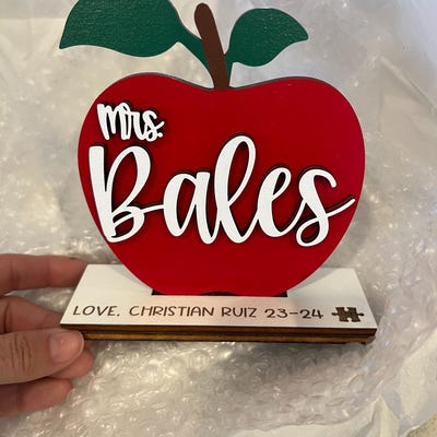 Personalized Apple Name Plate, Teacher Name Plate, Back to School ...