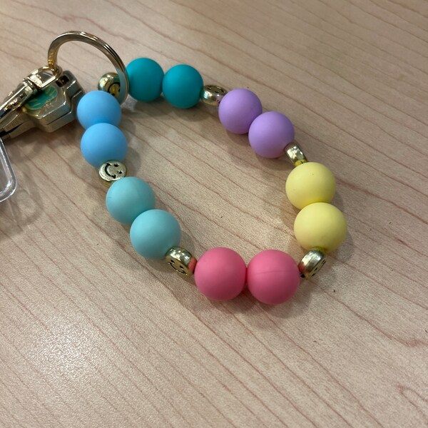 Smiley Silicone Beaded Keychain / Stretch Wristlet Keychain - Etsy