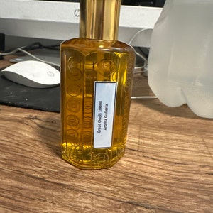 BLUE OUD / OUDH Agarwood With Ruh Amber and Ruh Musk - Etsy