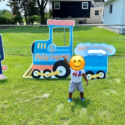 Train Photo Booth Frame, Train Wall Art, Train Yard Sign, Kids Party ...