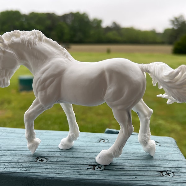 Unpainted Artist Resin Model Horse Medallion, Thoroughbred Mare Plaque ...