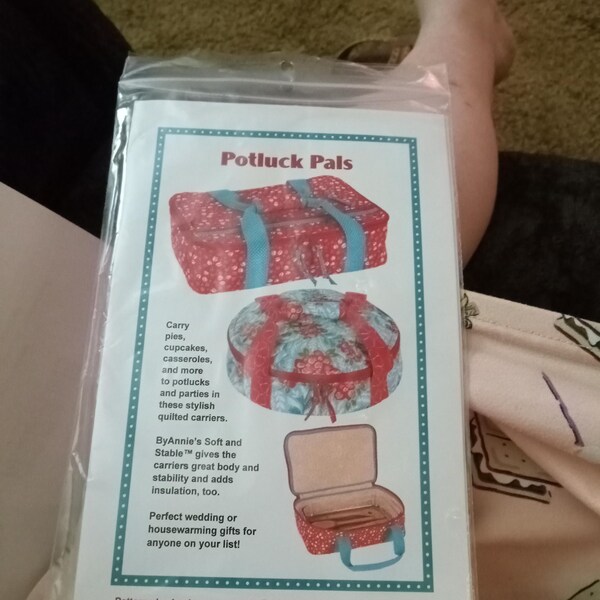 By Annie Pattern- Potluck Pals-food Carrier Sewing Pattern- Casserole ...