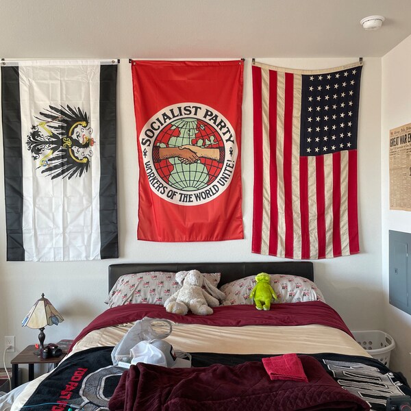 Leftist Poster: Workers of the World, Unite! Retro Walter Crane Style ...