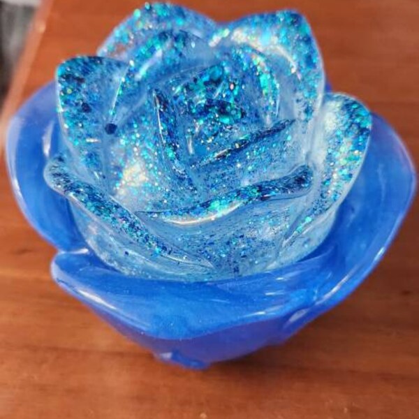 Customizable Epoxy Resin Memory/memorial Pyramid - Etsy