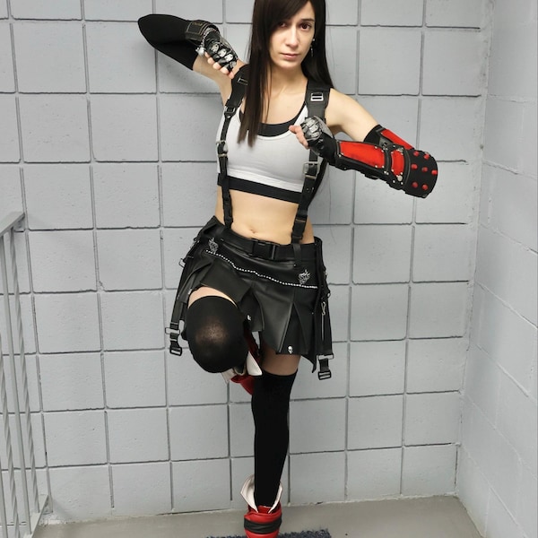 Tifa Cosplay - Right "cuff" - Final Fantasy VII Remake - Etsy