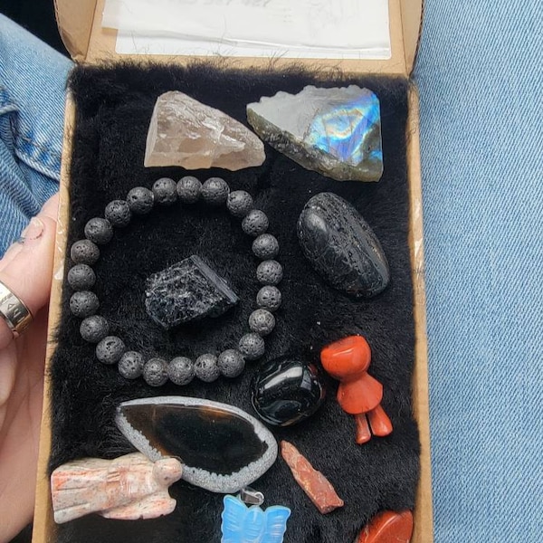 Wednesday Addams Crystal Wednesday Gift Stone Wednesday Crystal Box ...