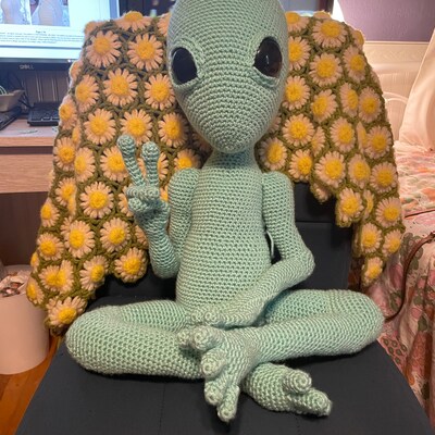 Alien Crochet Amigurumi Pattern DIGITAL Download PDF by Crafty ...