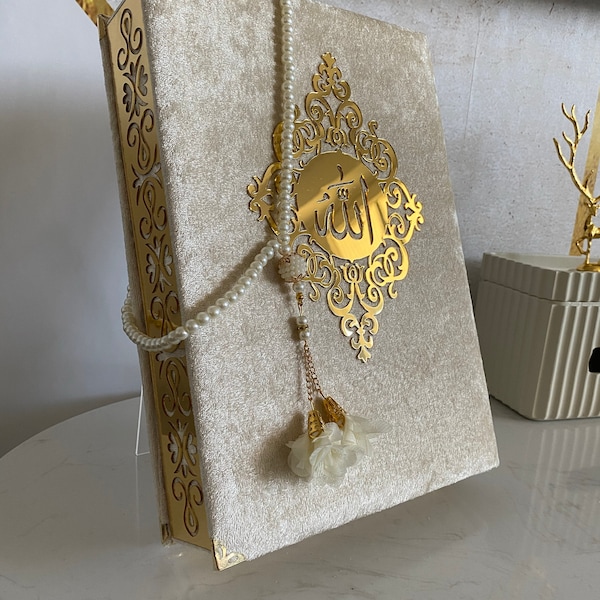 Personalized Quran With Velvet Box, Islamic Gift Set, Quran Gift Box ...
