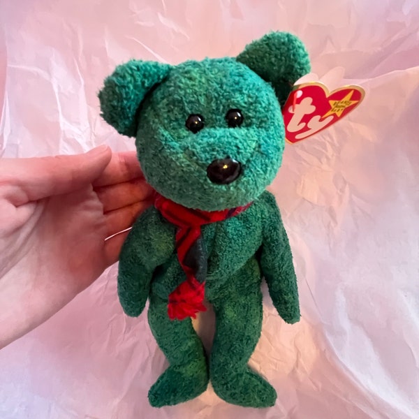 Ford Ranger Raptor Truck Carrying Christmas Tree,2019 Red Ford Ranger ...