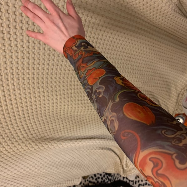 Wild Rose Ladies Chrysanthemum Irezumi Flowers Mesh Tattoo Shirt, Tan ...