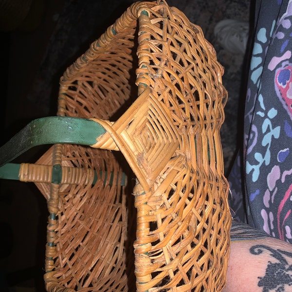 VTG Large Yellow Rose Pitcher and Bowl This Piece is at Least 45 Years ...