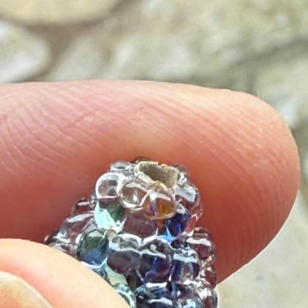 SUPER SPECIAL RASPBERRIES Glass Beads, 11mm Faery Raspberries Limited ...