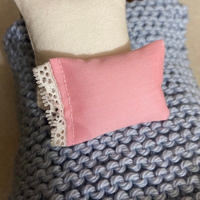 Miniature Pillow, Dollhouse Miniature, 1:12 Scale, Choose Pink or White ...