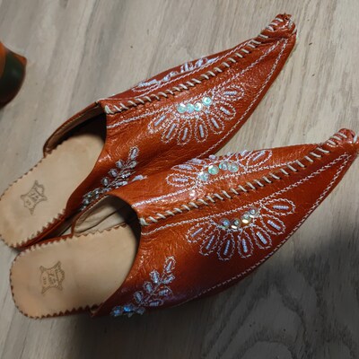 MARLAW HAMILTON FIGURINE / Pottery / Hand Painted / Collectible ...