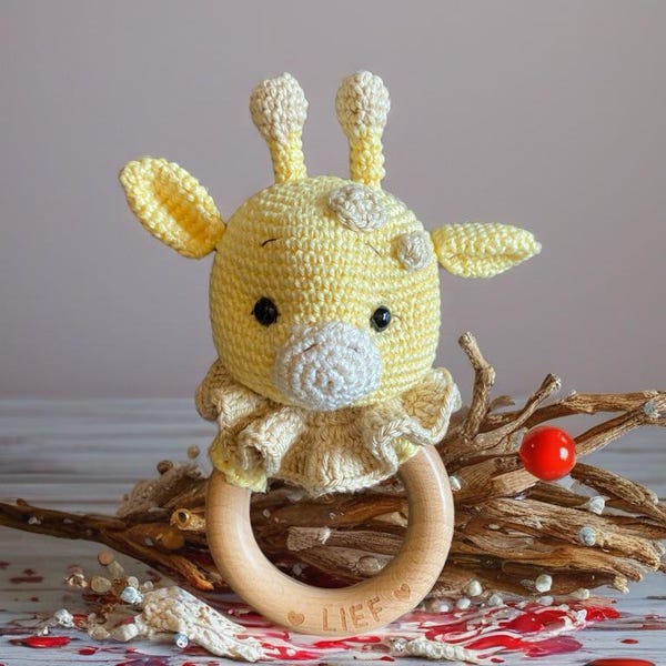 Giraffe Baby Rattle Crochet Pattern, Amigurumi Baby Rattle Tutorial ...