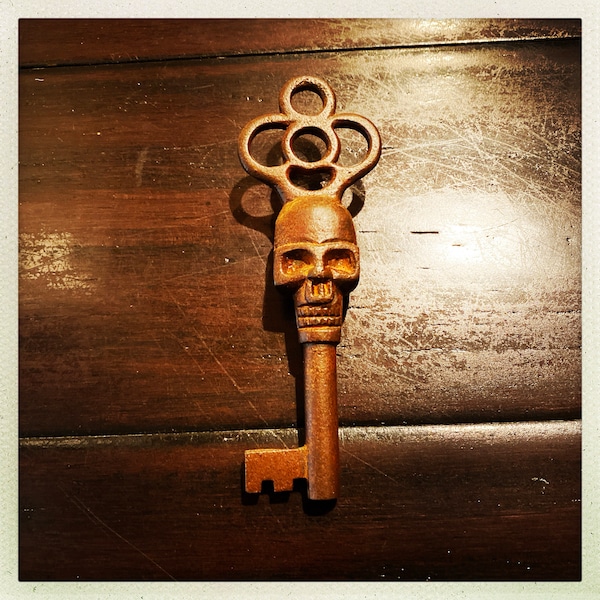 Cast Iron Skeleton Key Medium - Etsy